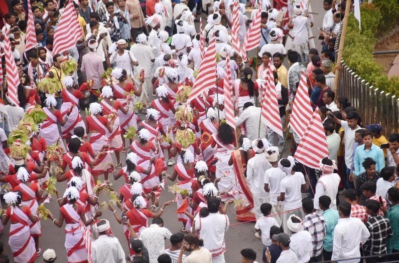 Sarhul Festival: A Tribute to Nature & Tribal Heritage – Indrosphere