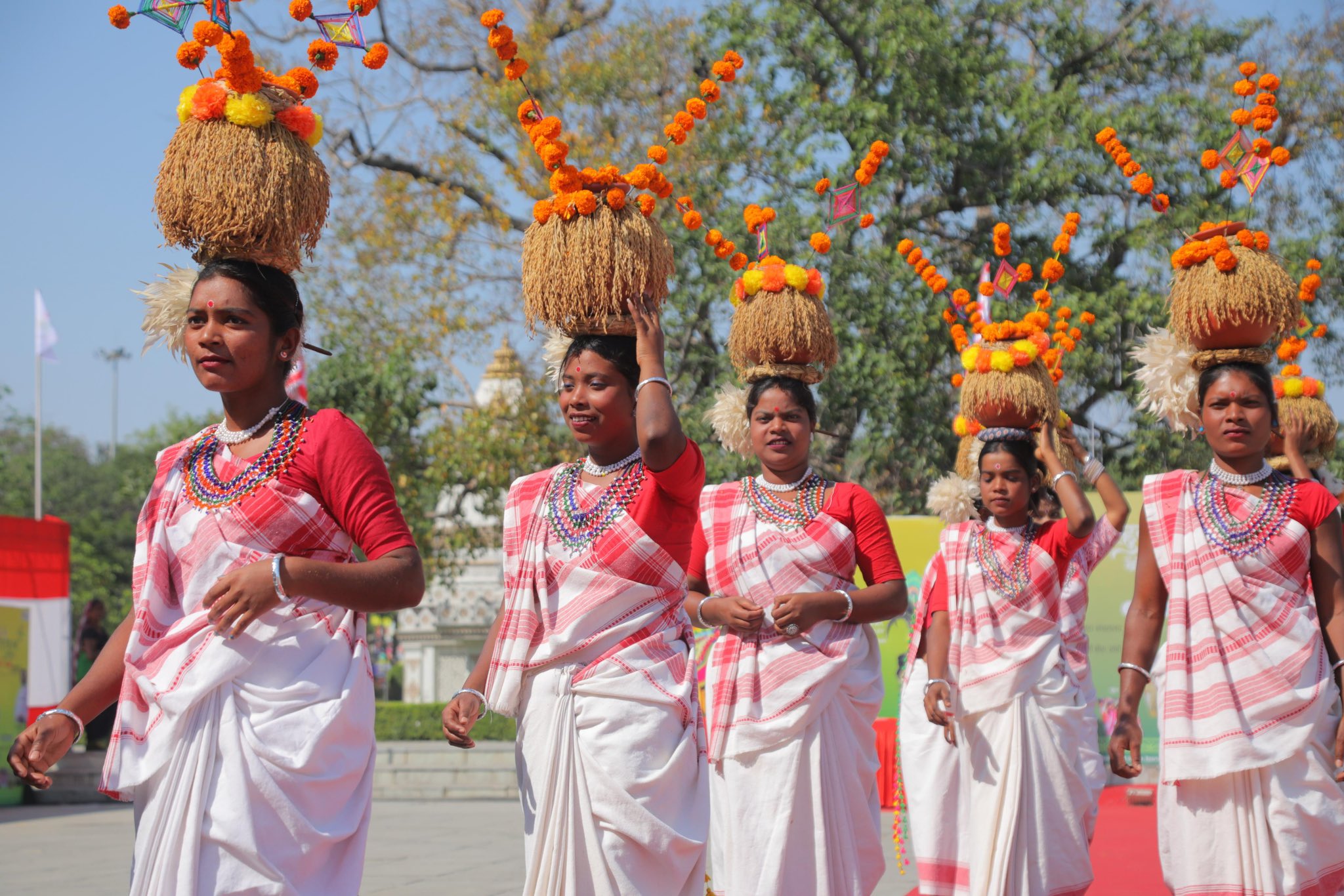 Sarhul Festival: A Tribute to Nature & Tribal Heritage – Indrosphere