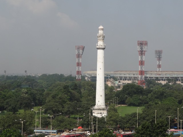 Chowringhee: A Window into Kolkata’s Soul – Indrosphere