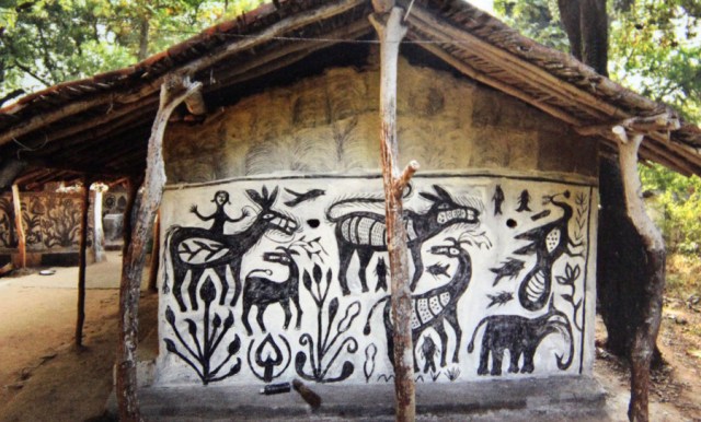 Khovar: Murals of Memory & Matriarchal Wisdom in Jharkhand – Indrosphere
