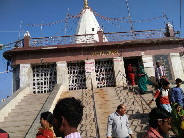 Visiting the Sacred Sharda Devi Temple in Maihar – Indrosphere