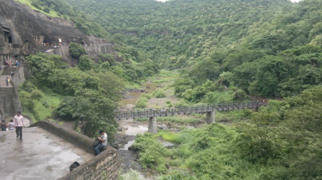 Ajanta Caves: Masterpieces of Ancient Indian Art – Indrosphere