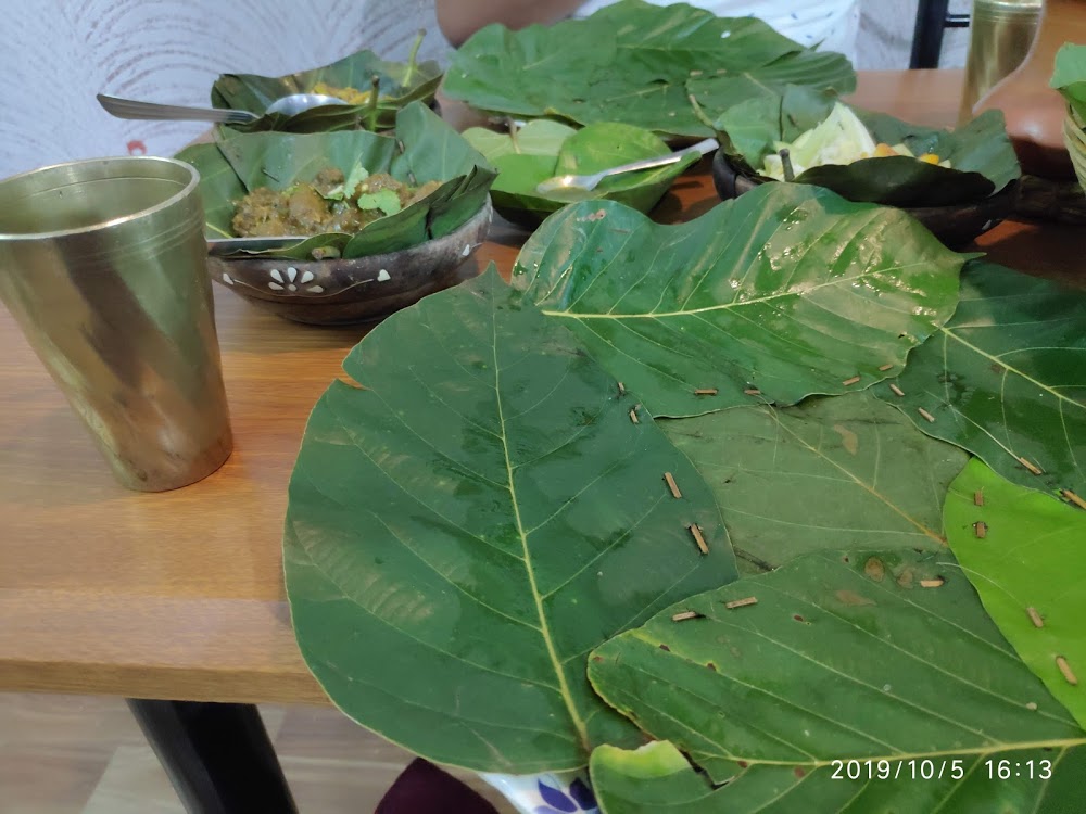 Ajam Emba: Reviving Oraon Culinary Traditions – Indrosphere