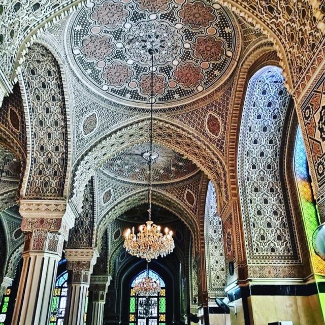 Into the Heart of Baghdad: A Journey Through the Abu Hanifa Mosque ...