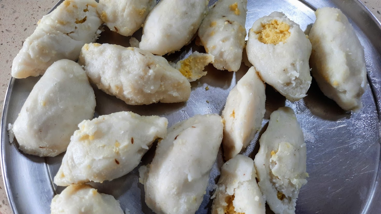 Dal Pitha with Chicken Curry: A Culinary Delight of Jharkhand – Indrosphere