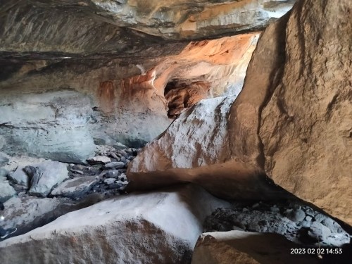 Echoes in Stone: A Journey to the Isko Caves of Jharkhand – Indrosphere