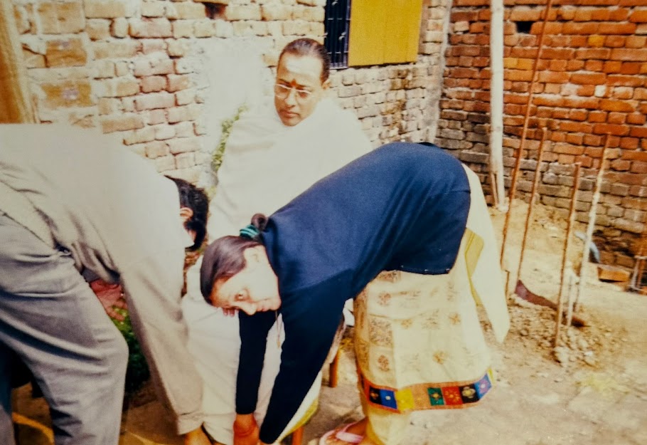 Diksha: A Transformative Spiritual Journey in Varanasi – Indrosphere