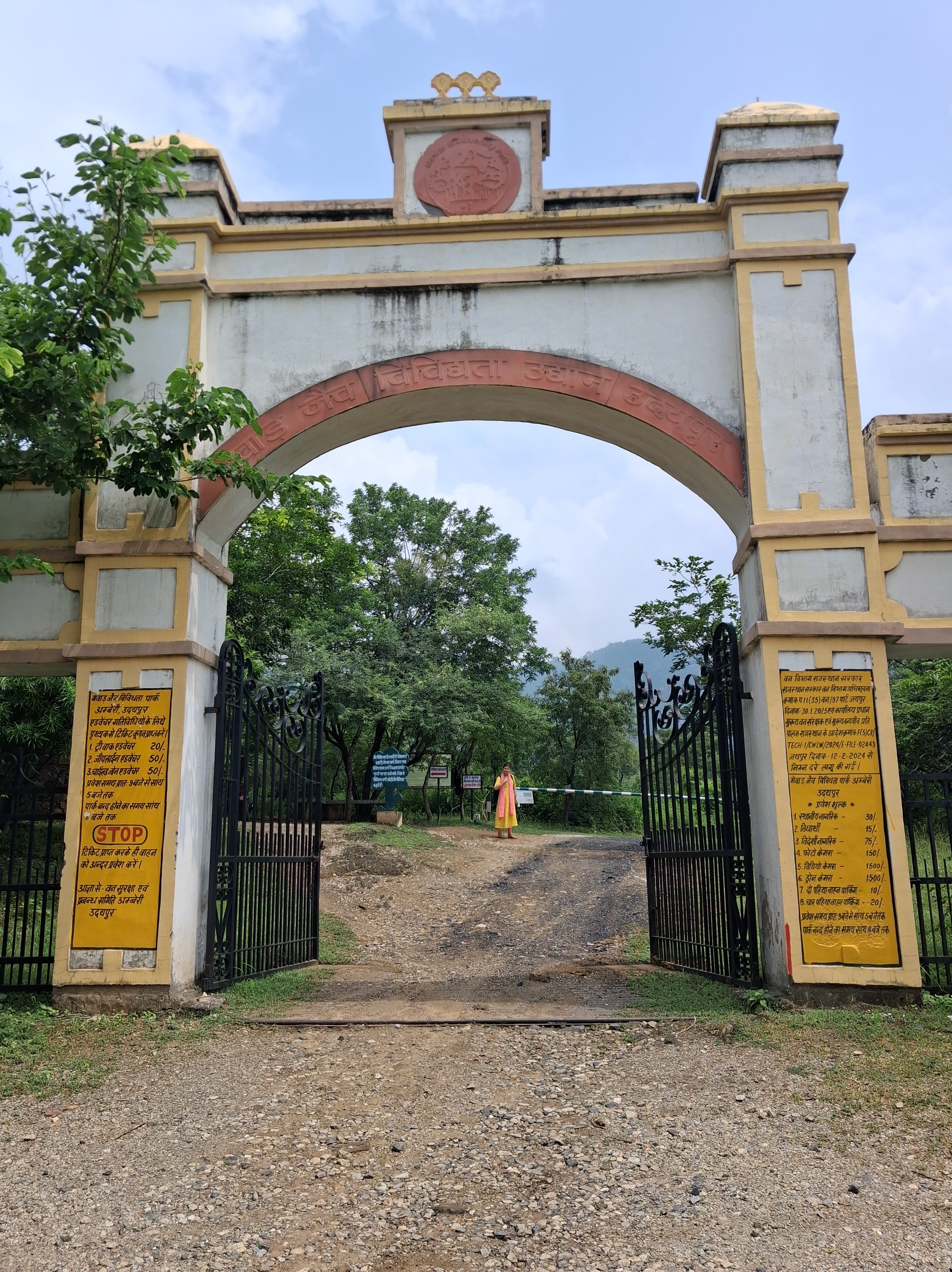 Forest Trails & Ancient Roots — Into the Aravallis – Indrosphere
