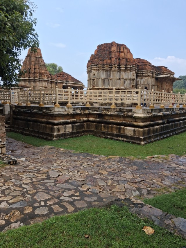 Rains, Ruins, & Forgotten Temples of Nagda – Indrosphere